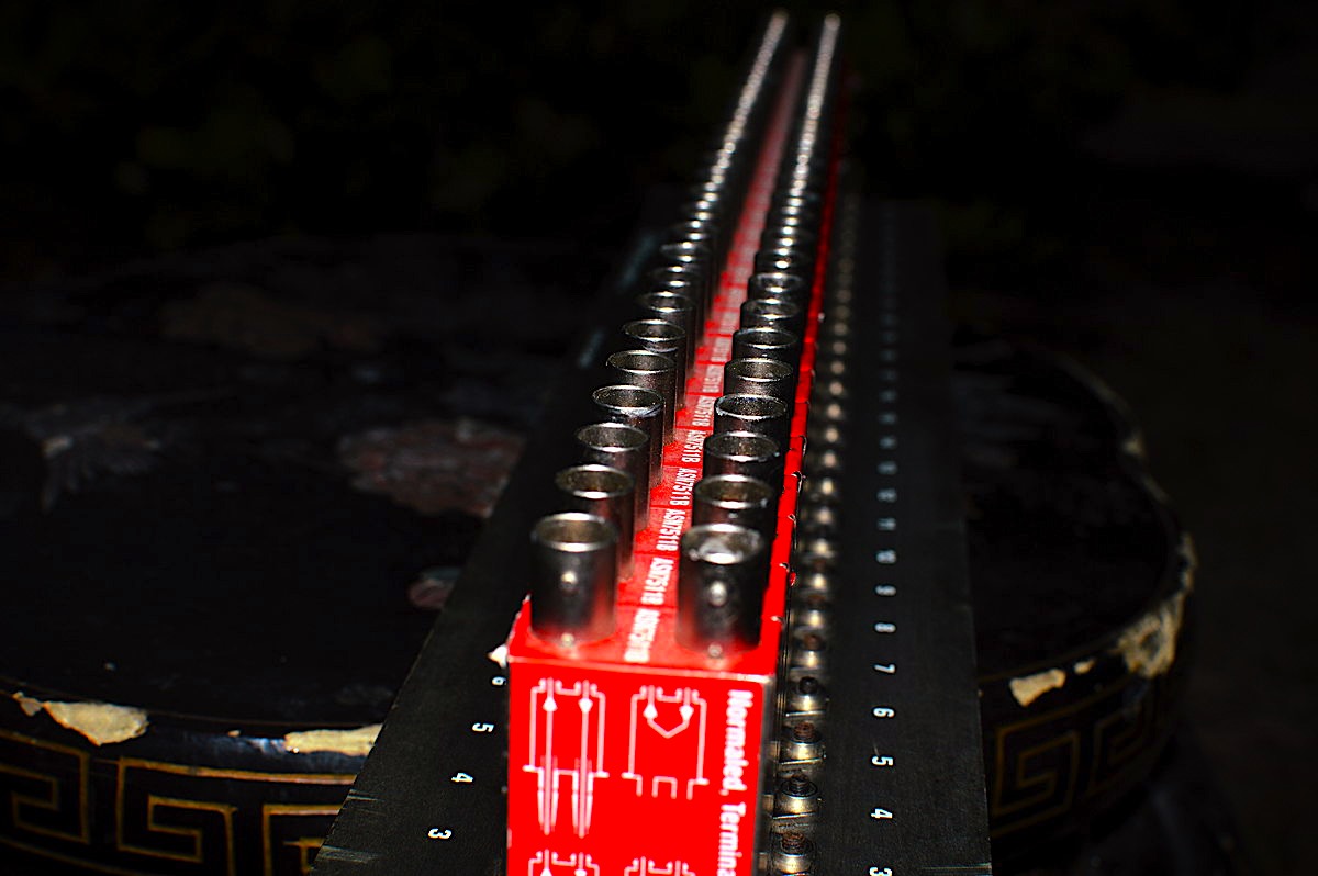 AVP Mosaic 2RU Standard-Size HD Video Patchbay